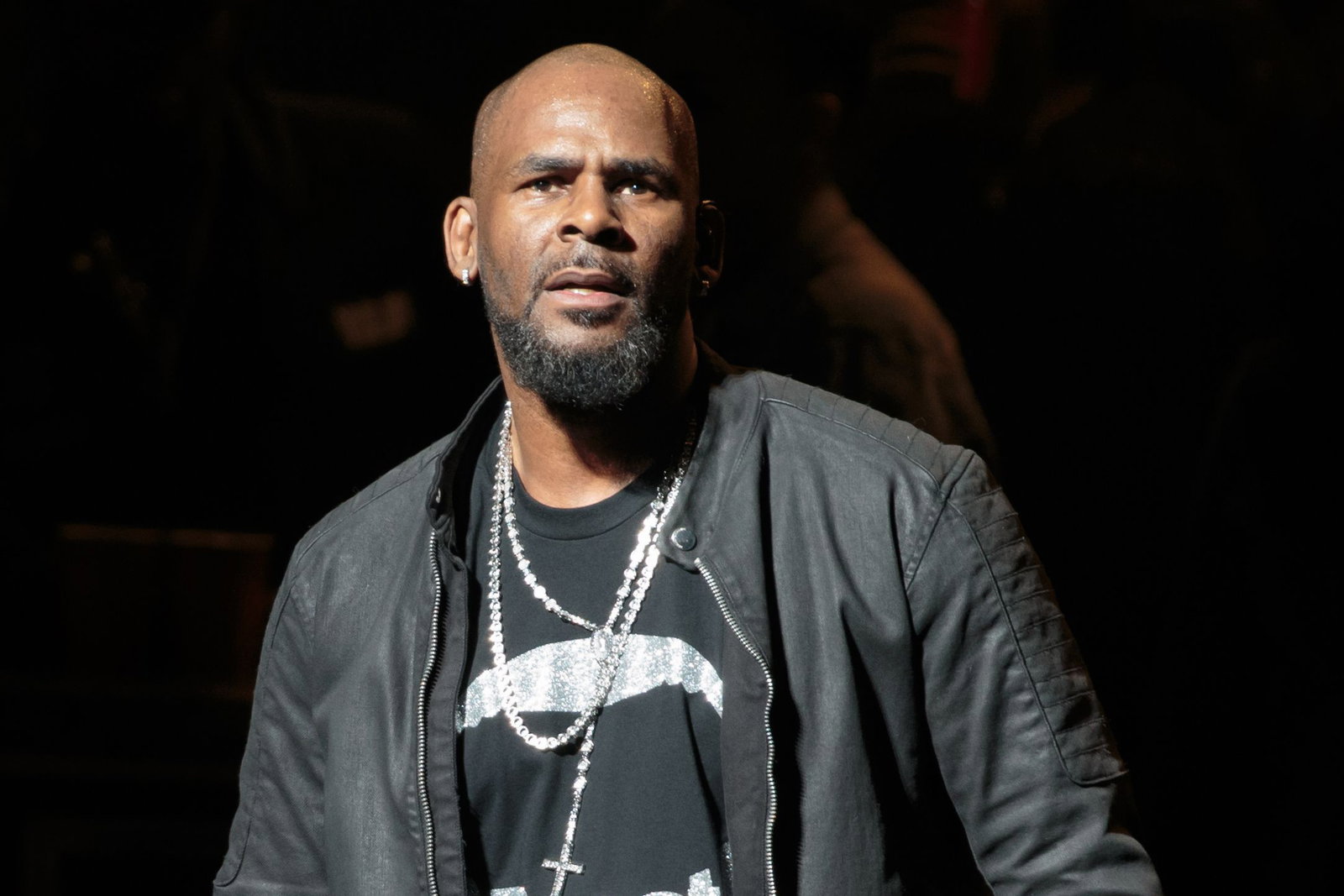R. Kelly accusé de pédophilie : La justice lance un appel à témoins