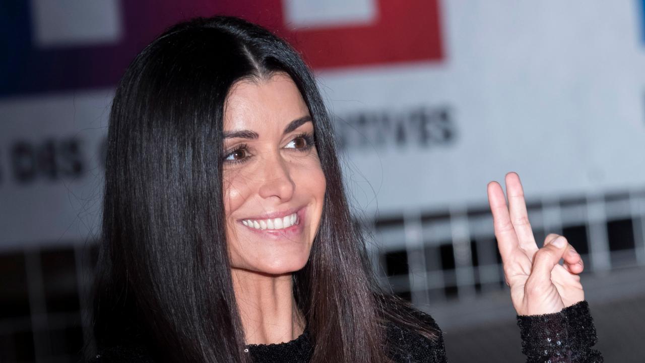 Jenifer explique pourquoi l’équipe de sa tournée est 100% féminine