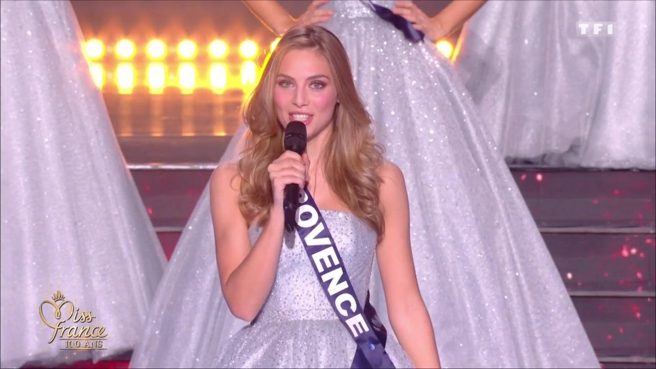 Miss France 2021 : Miss Provence, April Benayoum, victime d ...