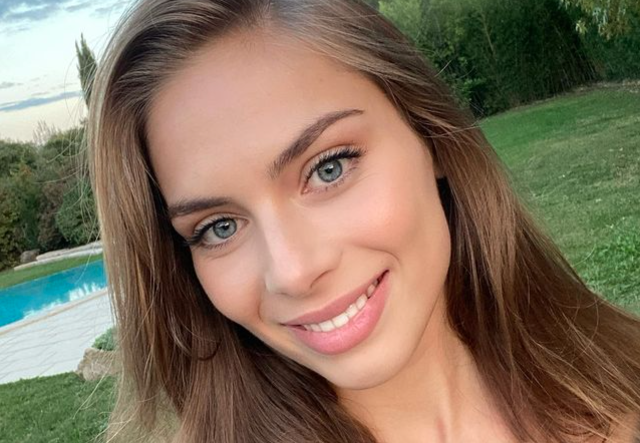 Miss France 2021 : Miss Provence, April Benayoum, victime d ...