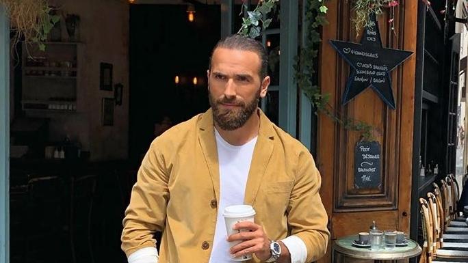 Mujdat Saglam violent sur le tournage de Objectif Reste du Monde ? Les ...
