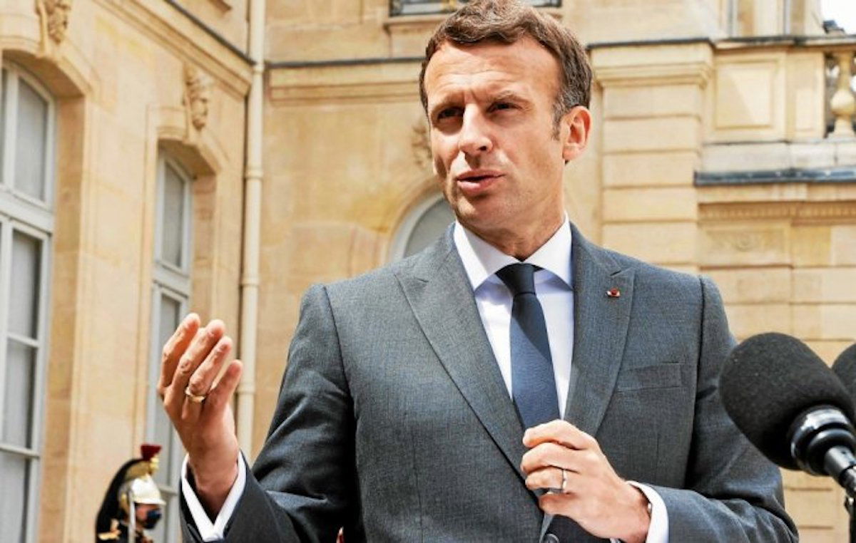 Emmanuel Macron en terrasse avec Jean Castex : Les internautes s ...