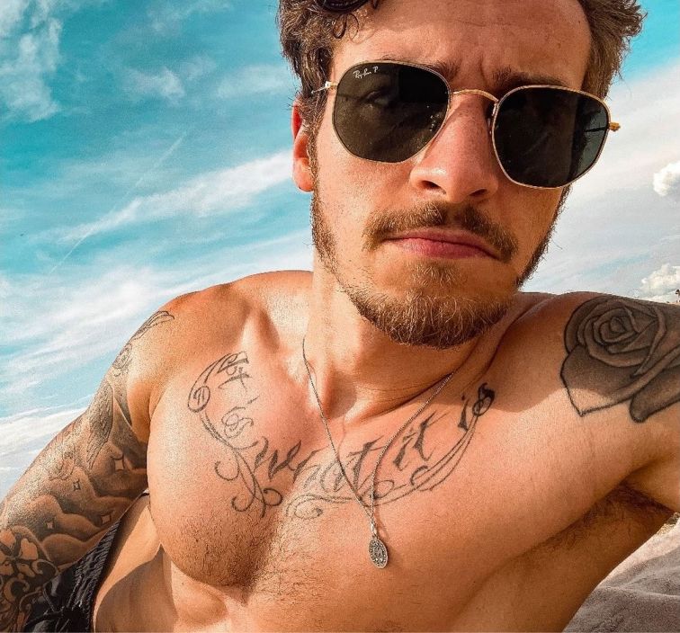 Danse avec les Stars : Sexy, le nouveau danseur Adrien Caby fait déjà ...