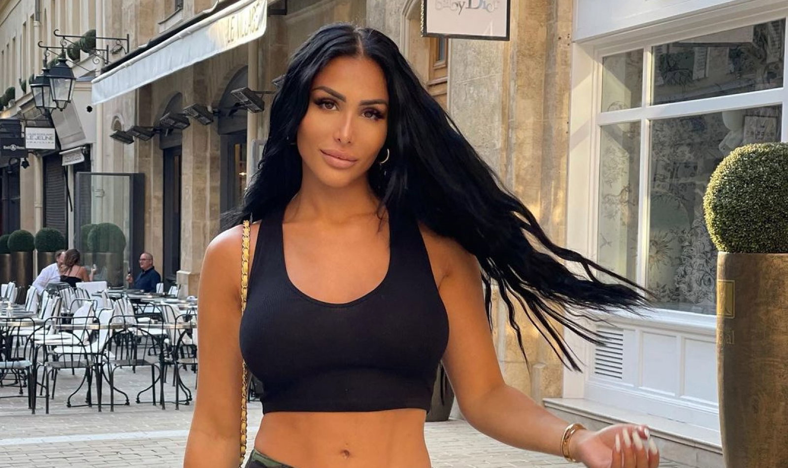 Qui Est Leana Zaoui