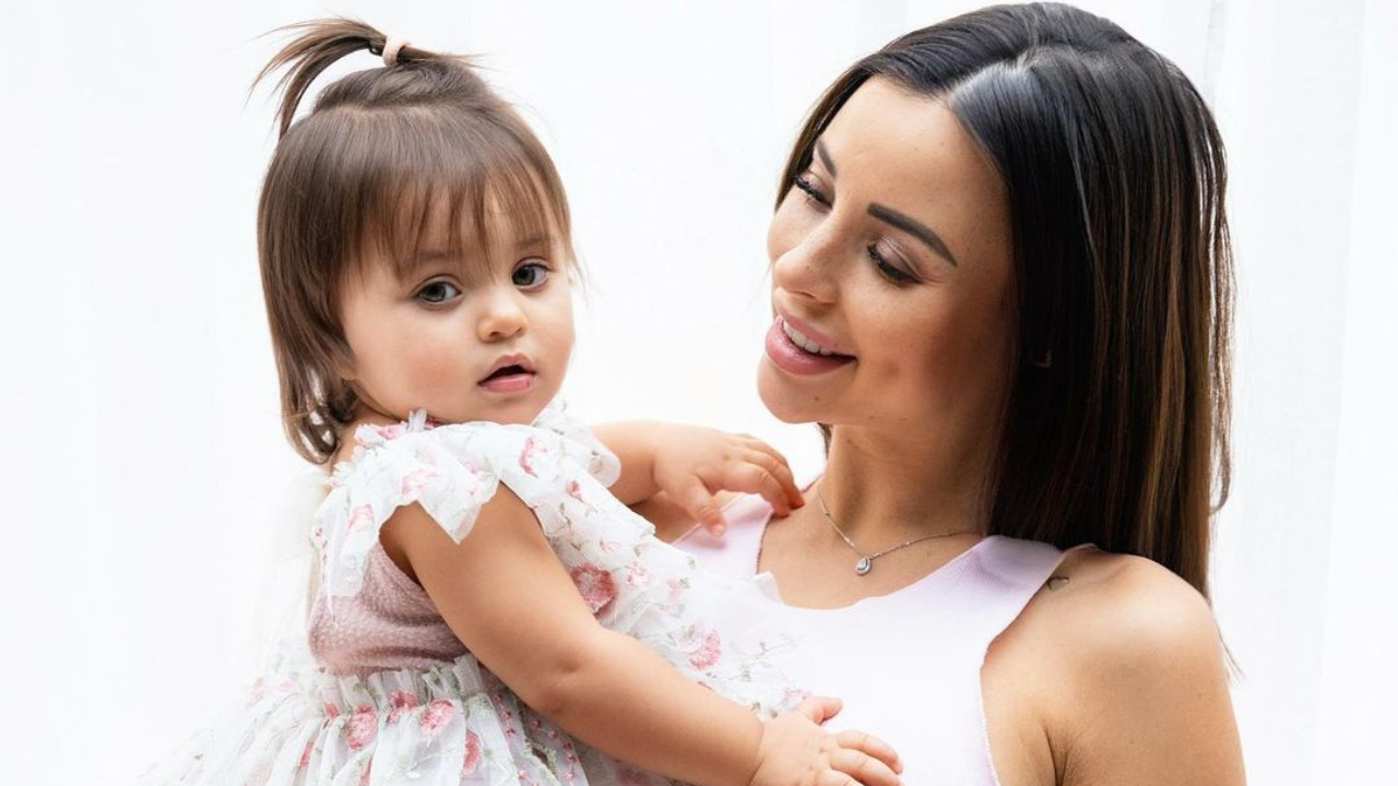 Rym Renom est très inquiète concernant les problèmes cutanés de sa ...