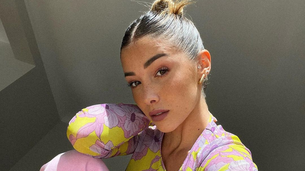 Isabeau Delatour en couple avec un humoriste bien connu, elle ...