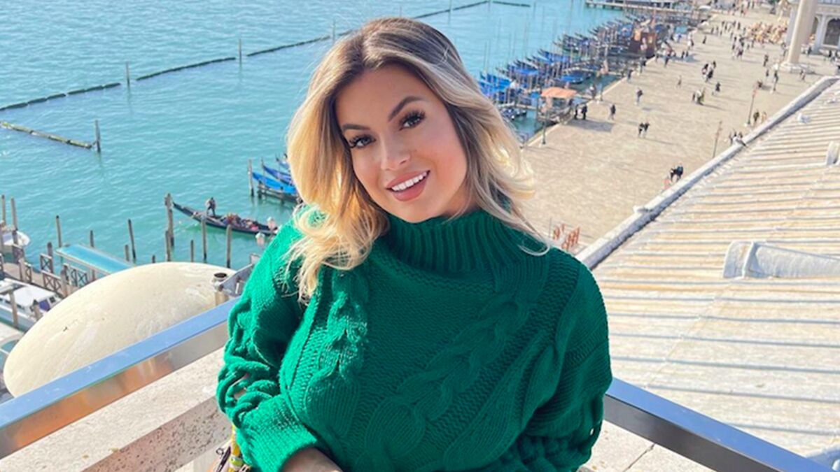 Carla Moreau séparée de Kevin Guedj et en couple avec un ancien ...