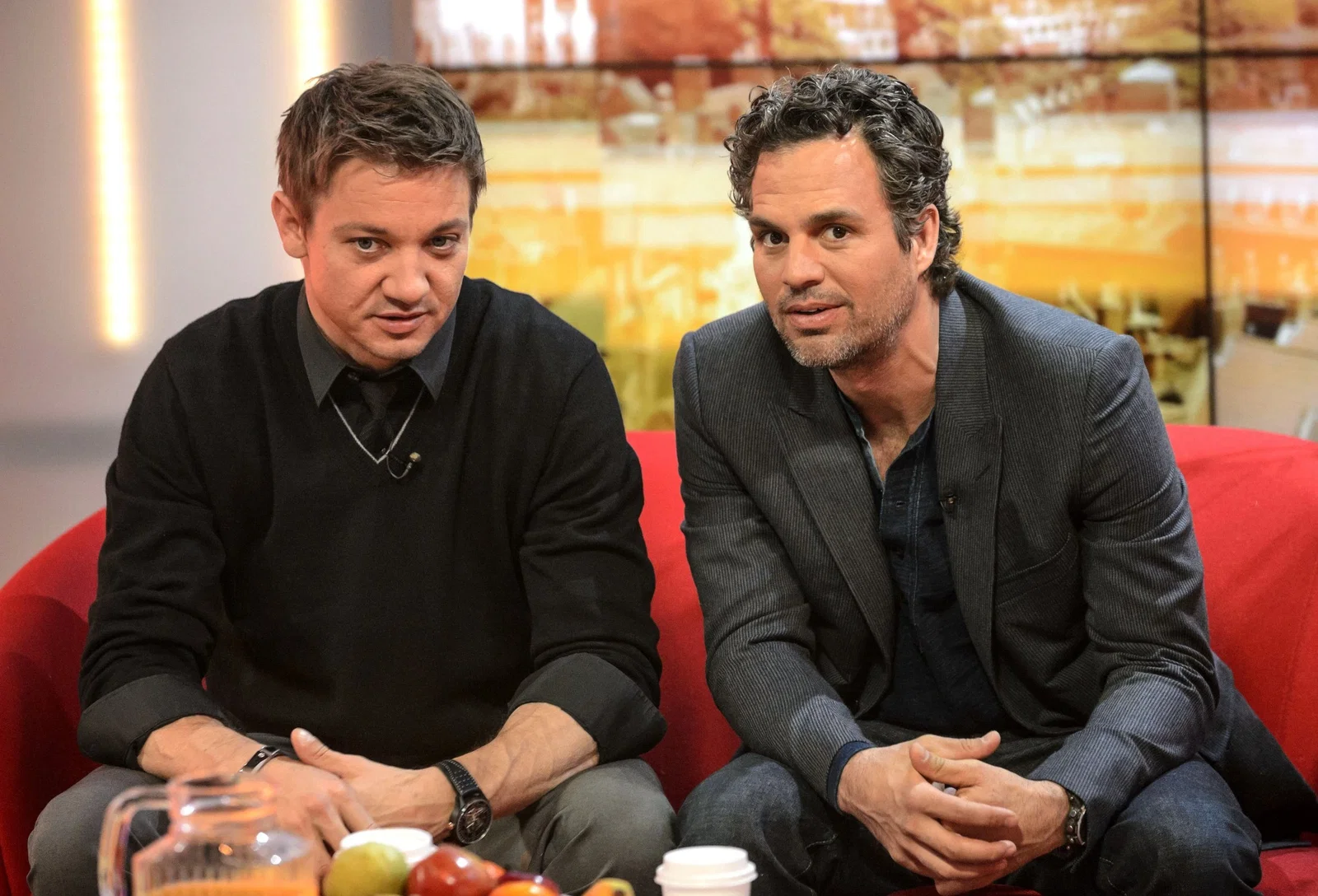 Jeremy Renner dans un état critique : l’acteur Mark Ruffalo prend la ...