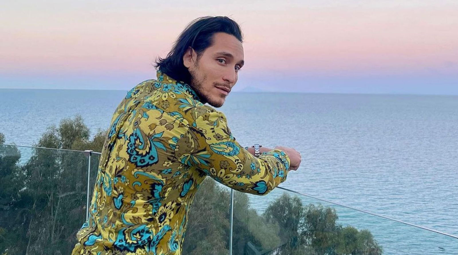 Romain Ben : l'ex de Mélanight en couple ? Ce post au bras d'une jolie ...