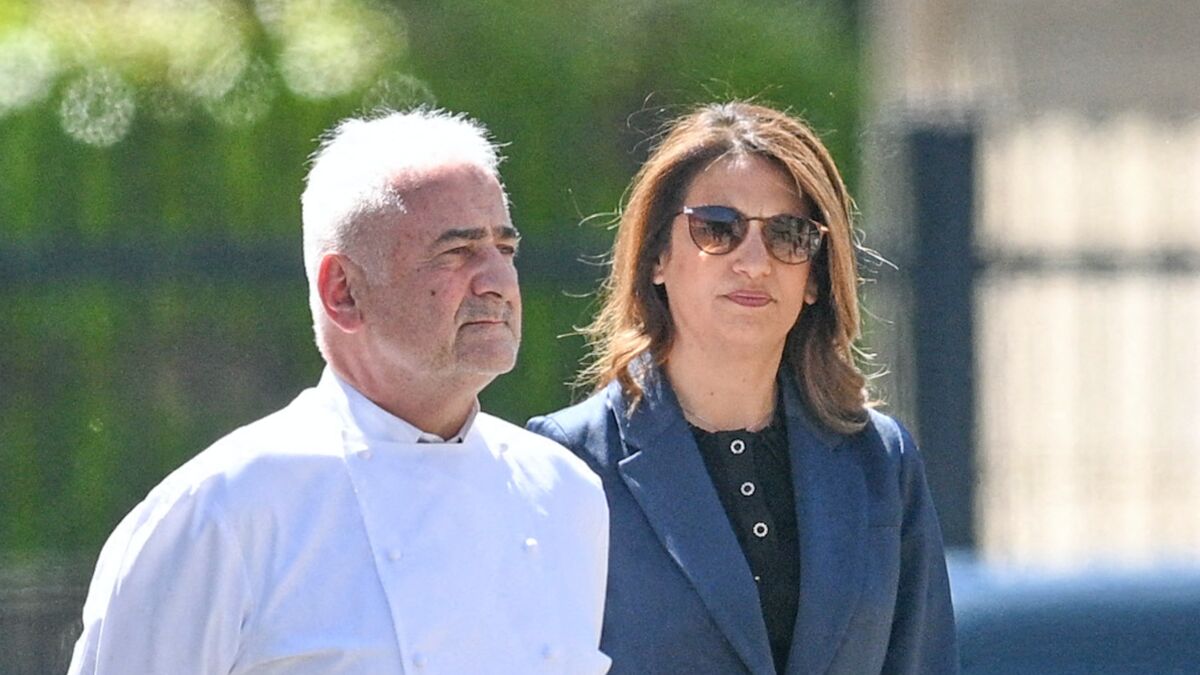 Sonia Mabrouk taquinée sur sa relation avec Pascal Obispo : découvrez ...