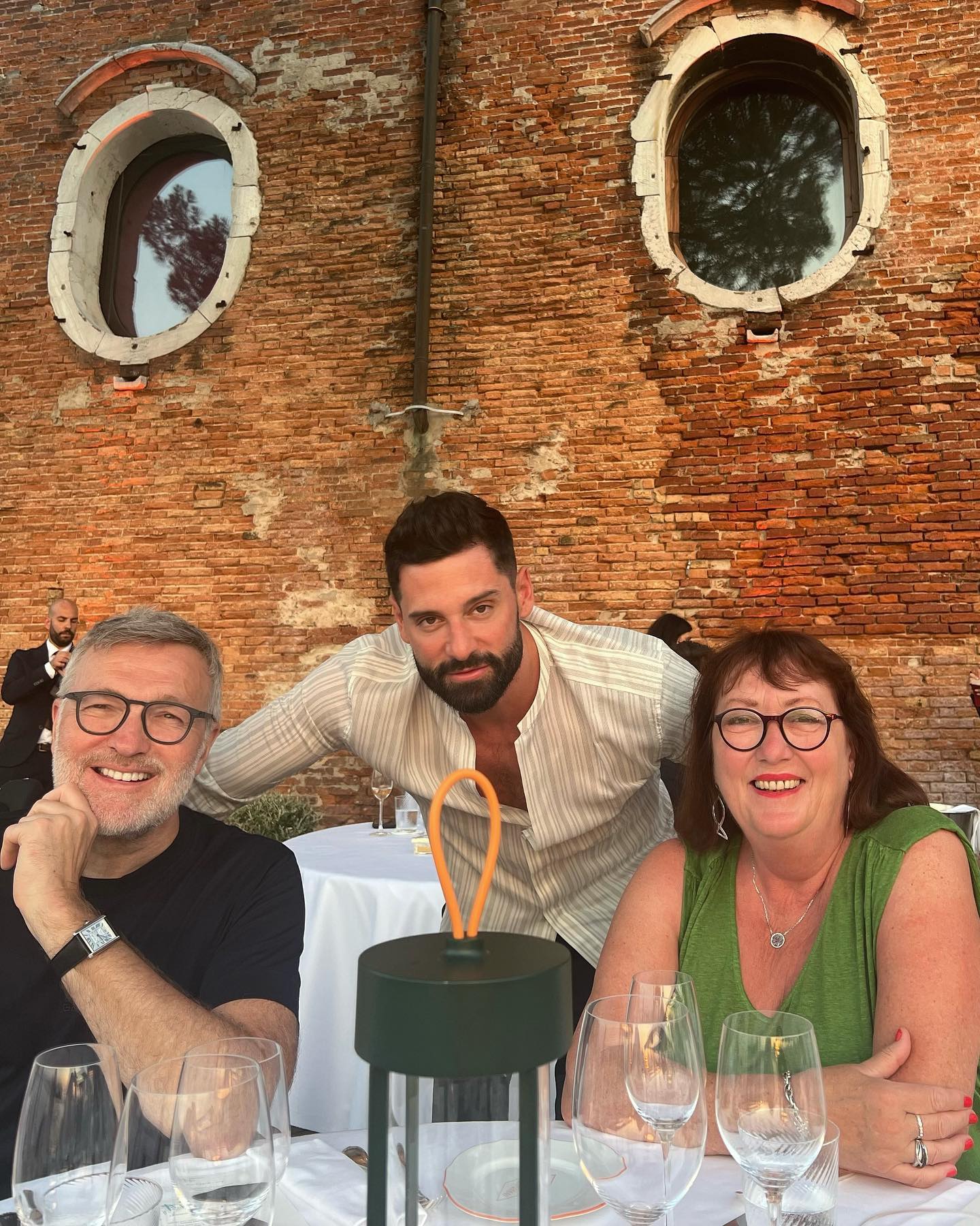 Hugo Manos "pathétique" ? Sa réponse cash à une internaute irritée de ...