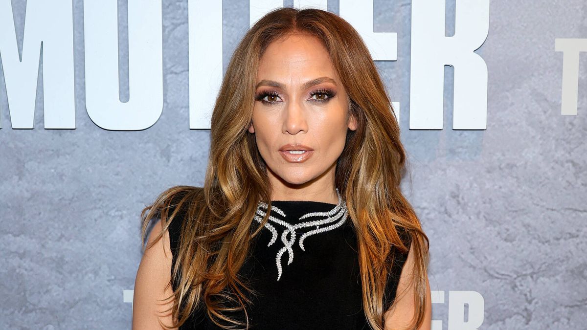 Jennifer Lopez : ses propos sur sa consommation d’alcool scandalisent ...