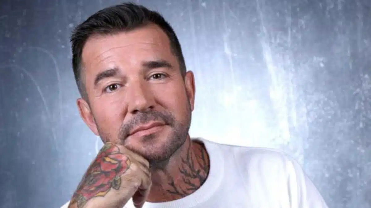 Mathieu Ceschin (ADP) papa : le mari de la mère porteuse lui offre un ...