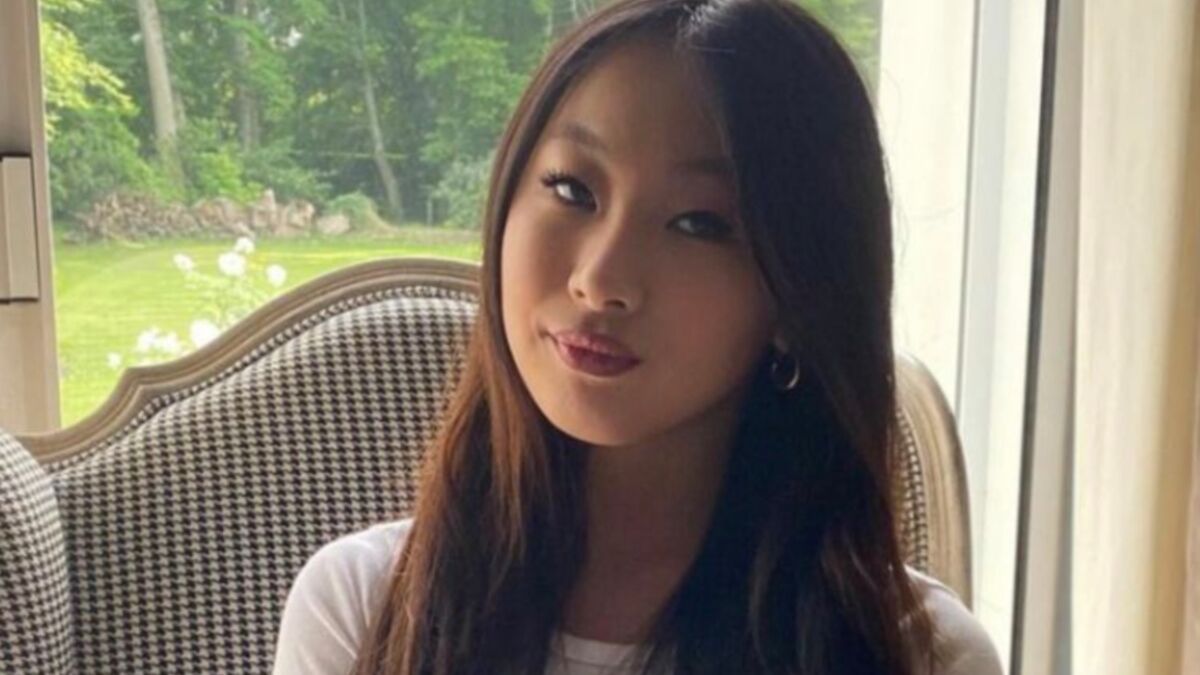 Jade Hallyday s’affiche sexy en maillot de bain sur la Toile, les ...