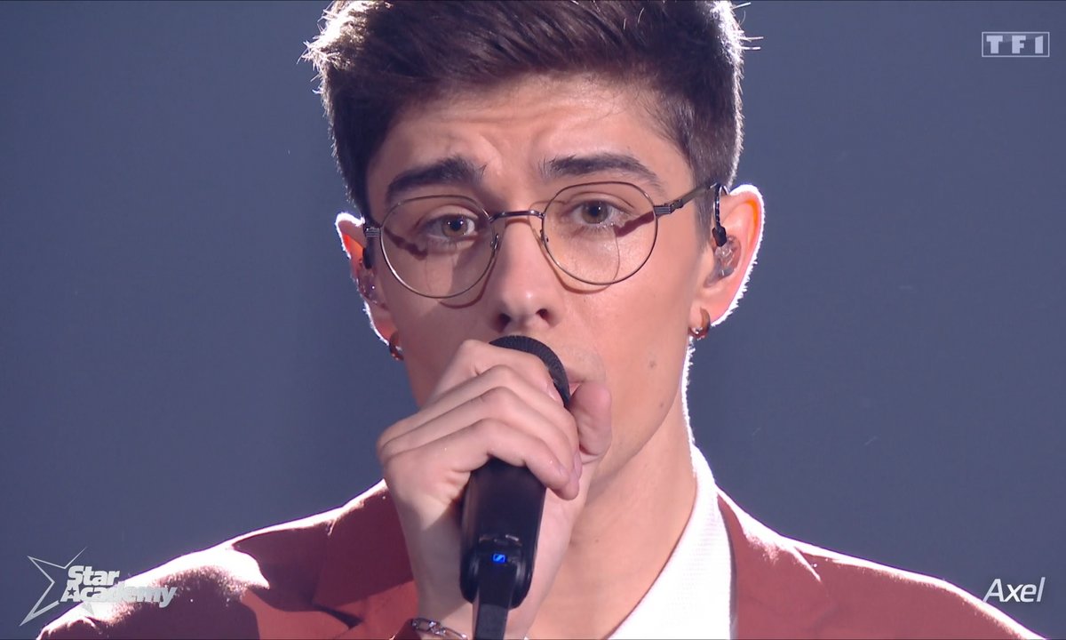 Star Academy : Axel acclamé sur scène après avoir joué aux côtés de la ...