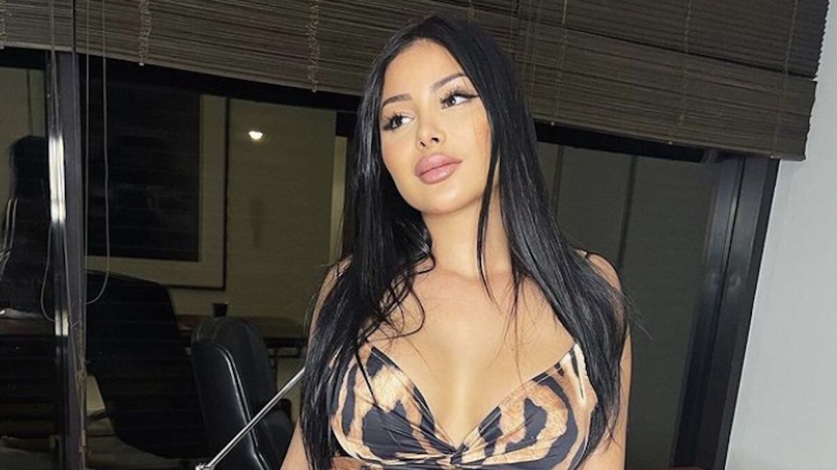 Maeva Ghennam menacée de mort après son soutien à la Palestine : elle ... Maeva Ghennam menacée de mort après son soutien à la Palestine : elle ...