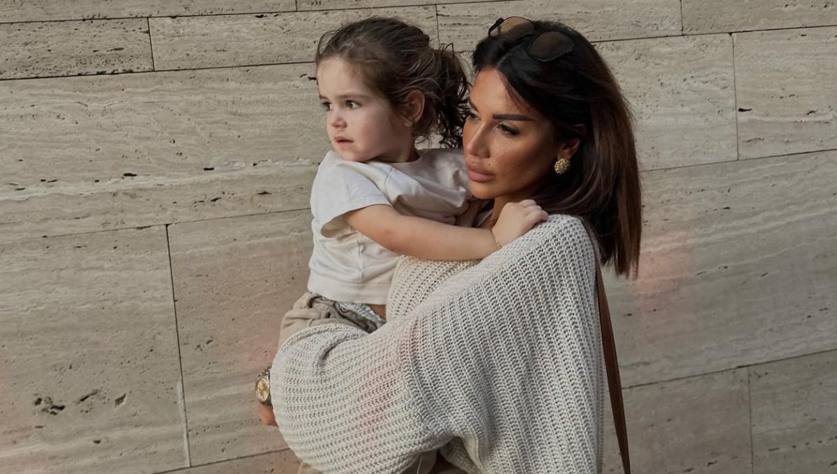 Laura Lempika : la triste raison pour laquelle elle n’expose plus ...