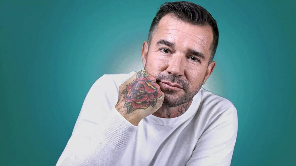 Mathieu Ceschin (ADP) victime d’homophobie depuis l’annonce de sa GPA ...
