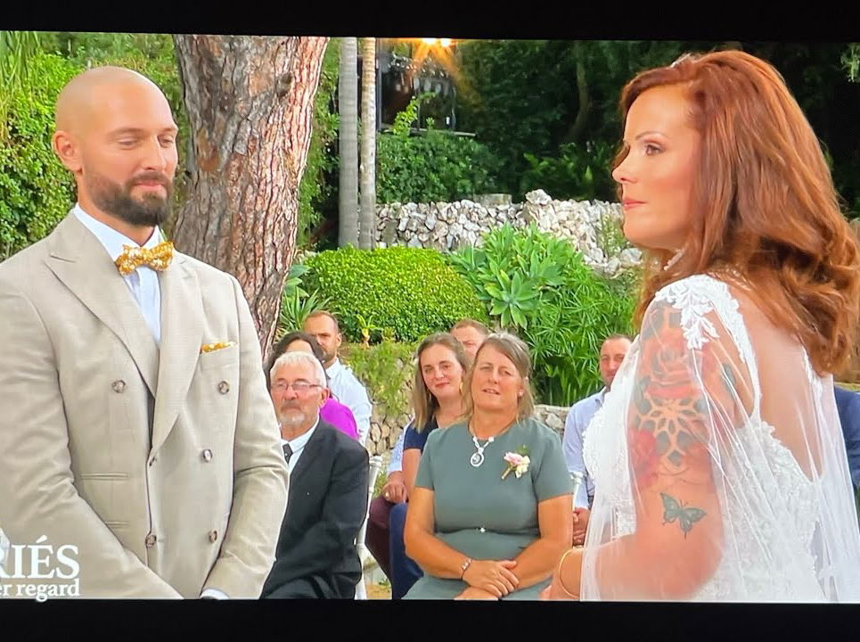 Alice (MAPR) sort du silence après les images de son voyage de noces ...