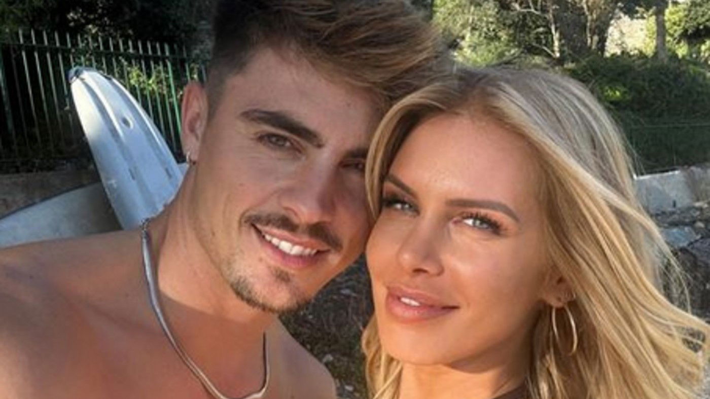 Adixia : son incroyable surprise pour son mari Simon et sa belle-fille