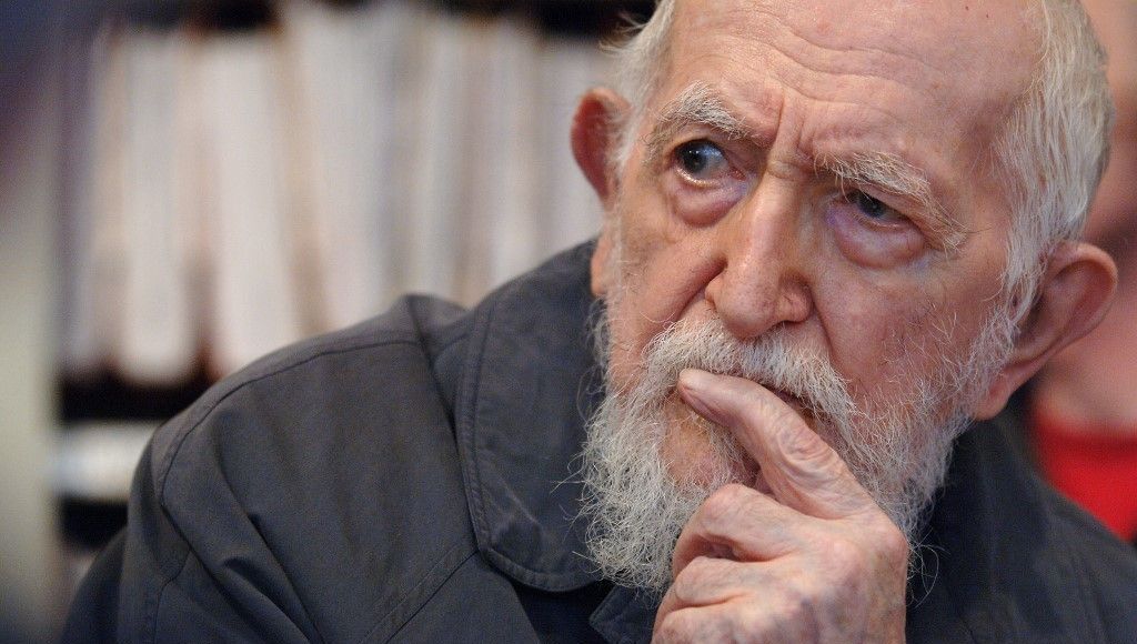 L'abbé Pierre accusé d'agressions sexuelles : ses proches prennent la ...