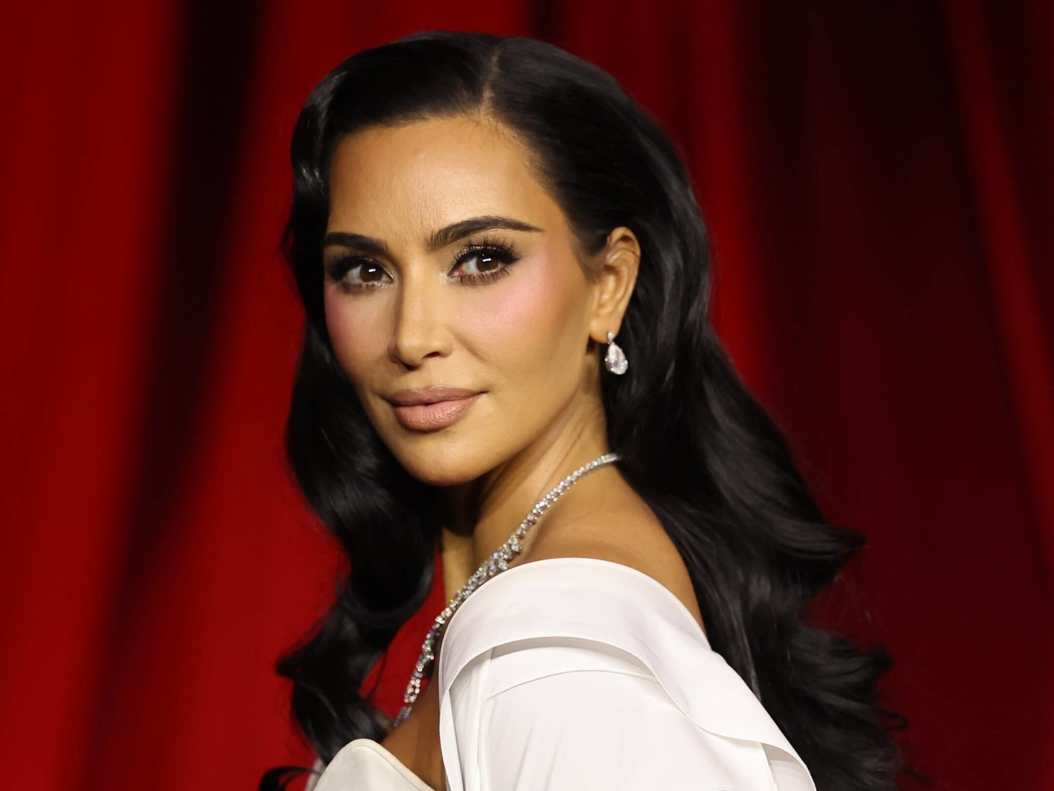 Kim Kardashian en couple avec un autre homme après sa liaison avec ...