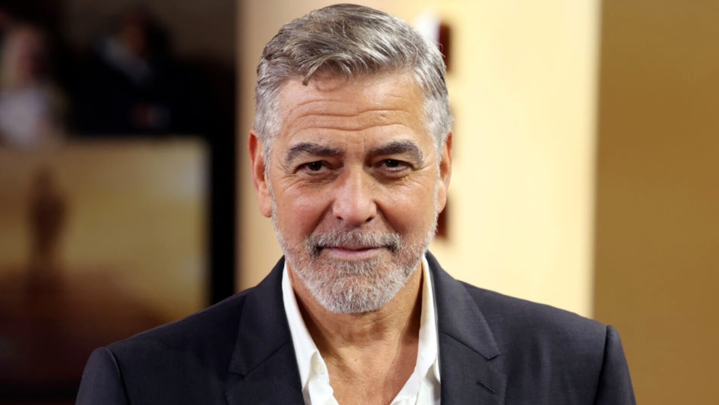 George Clooney métamorphosé : l’acteur de 63 ans opère un changement ...