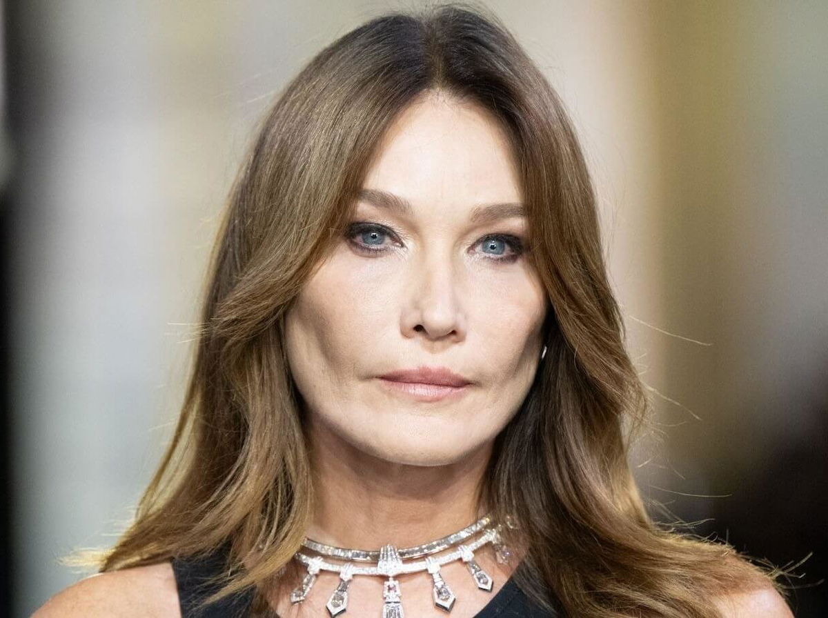 Carla Bruni : sa fille Giulia bannie de TikTok, elle exprime son agacement, "C'est pas sympa…"