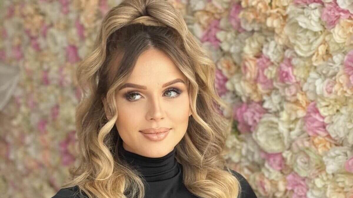 Camille Froment en couple : elle prend la pose aux côtés de son nouveau ...