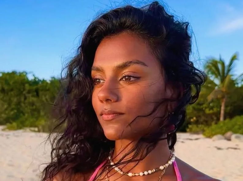 Simone Ashley coupée de la version finale du film F1 avec Brad Pitt ...