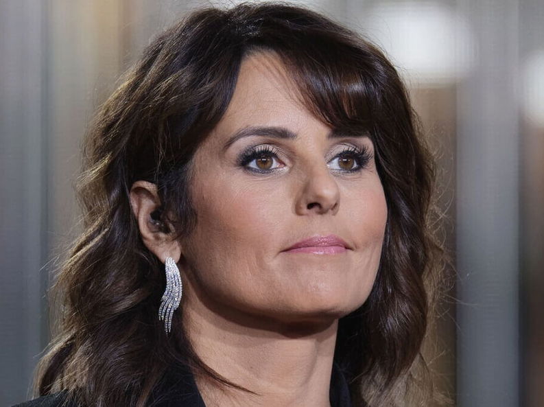 Faustine Bollaert ciblée par des critiques sur son look : "Quelle horreur…"