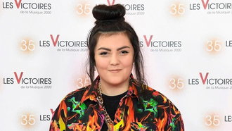 Hoshi de nouveau en couple ? La chanteuse partage une excellente ...