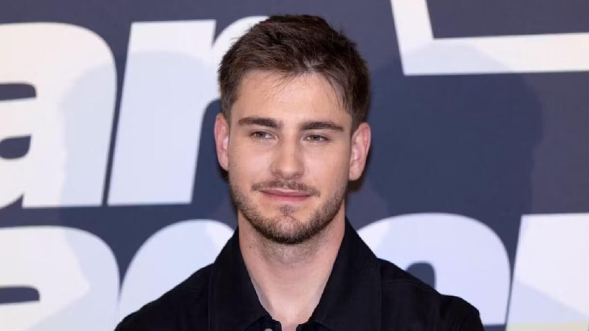 Julien Lieb mal à l’aise avec l’exposition de son couple : "Je veux ...