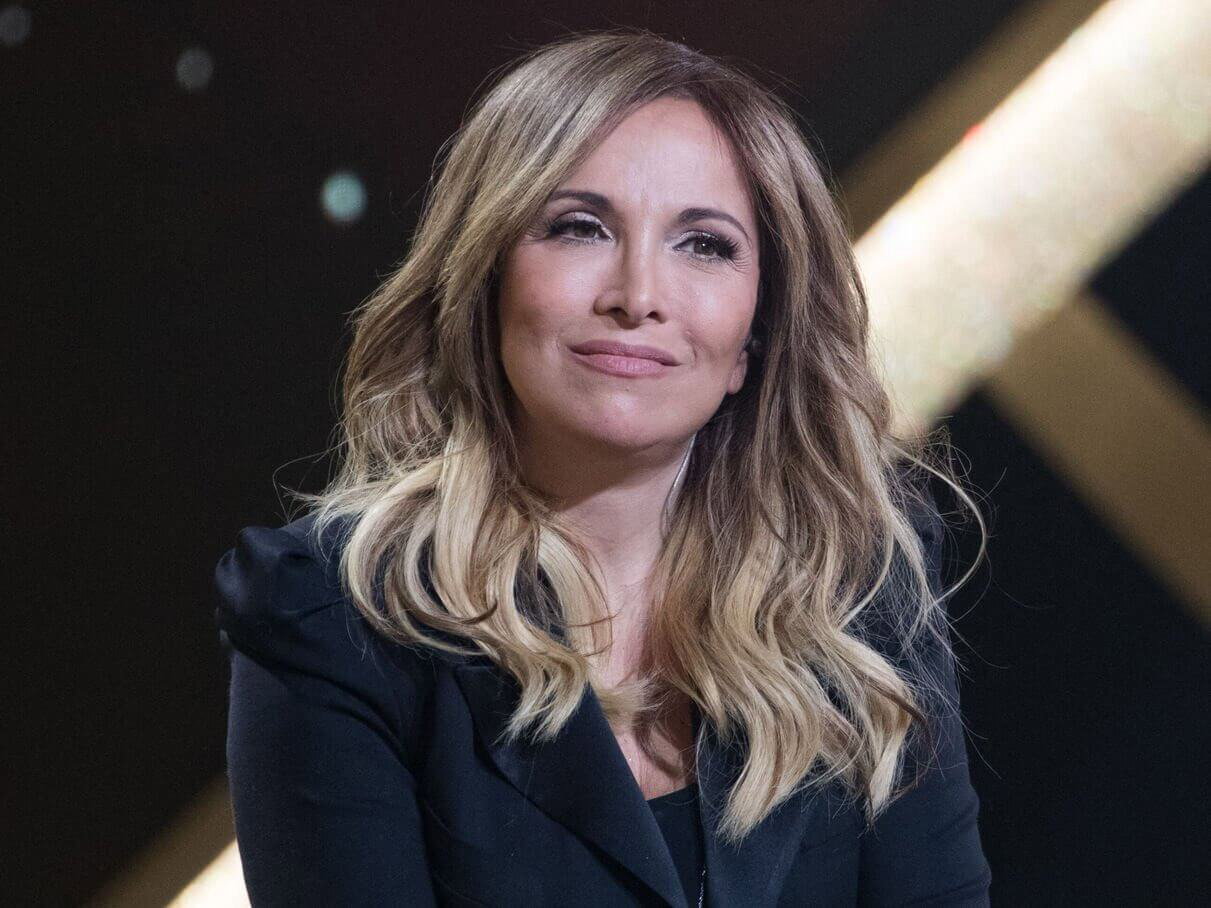 Hélène Ségara revient sur les séquelles de sa maladie oculaire : "Je ...