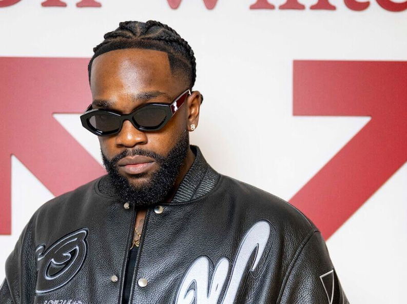 Tayc papa pour la deuxième fois : son annonce inattendue en plein concert