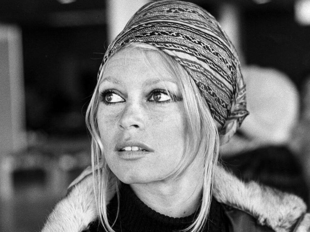 Mort de Brigitte Bardot : un ex-journaliste révèle son idylle avec la ...