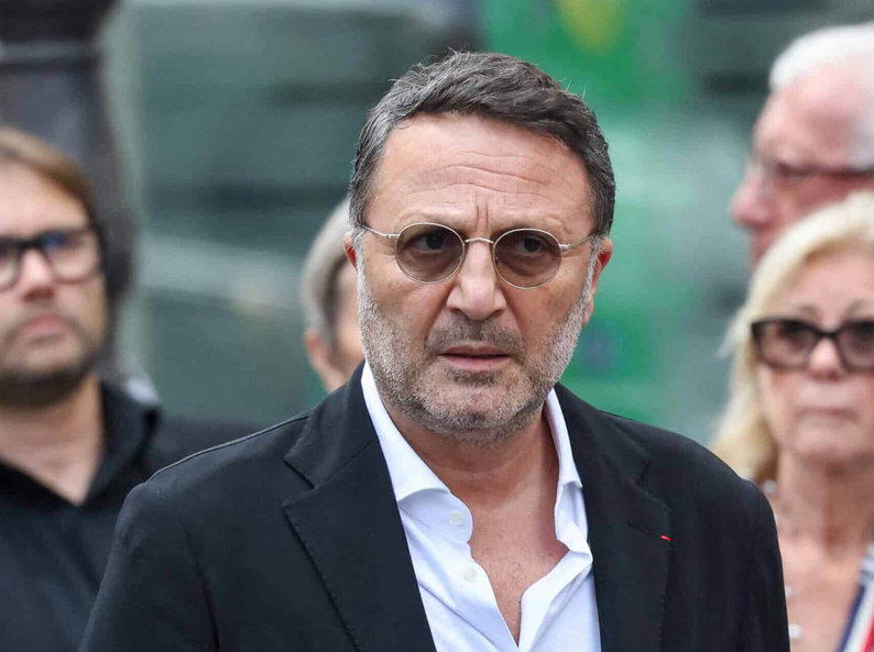 Arthur en deuil : l’animateur annonce la mort de son père et évoque la ...