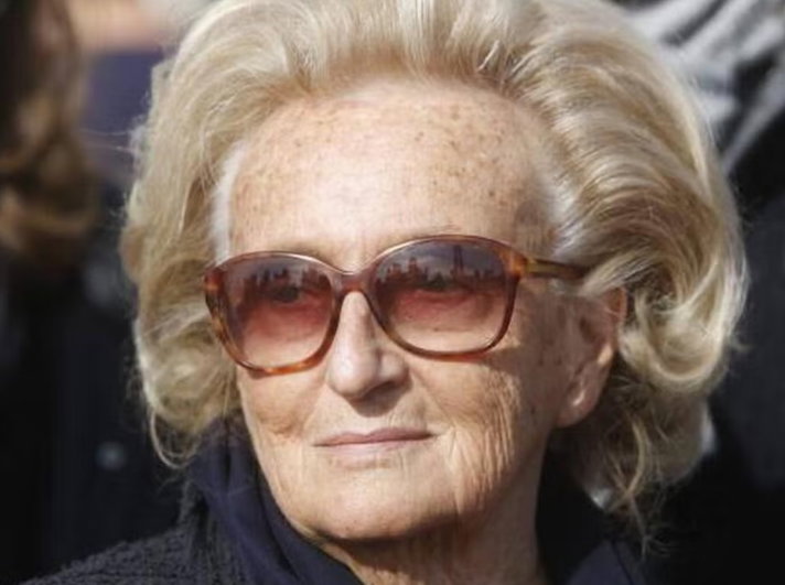 Obsèques de Bernadette Chirac : l’émouvant hommage de sa fille Claude